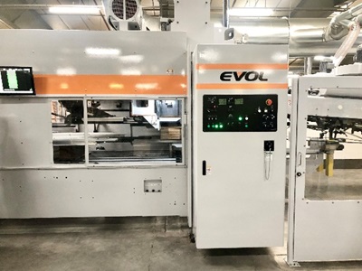 First Mitsubishi Evol casemaker in Viallon Emballage